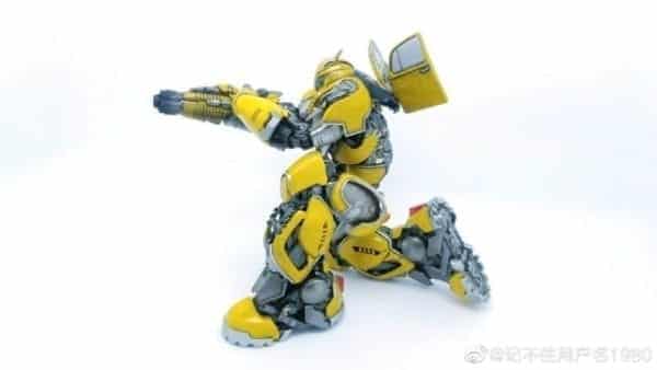 3A - Transformers Bumblebee - DLX Collectible Series
