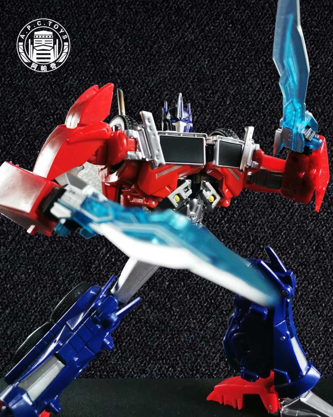 Apc Toys - APC-001 Attack Prime 2.0 Chrome Version