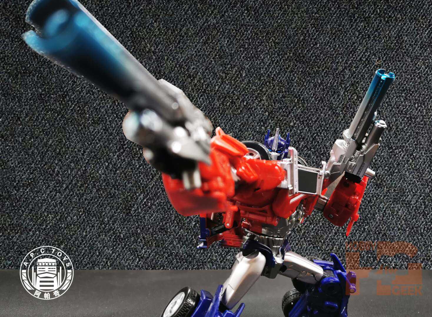 Apc Toys - APC-001 Attack Prime 2.0 Chrome Version